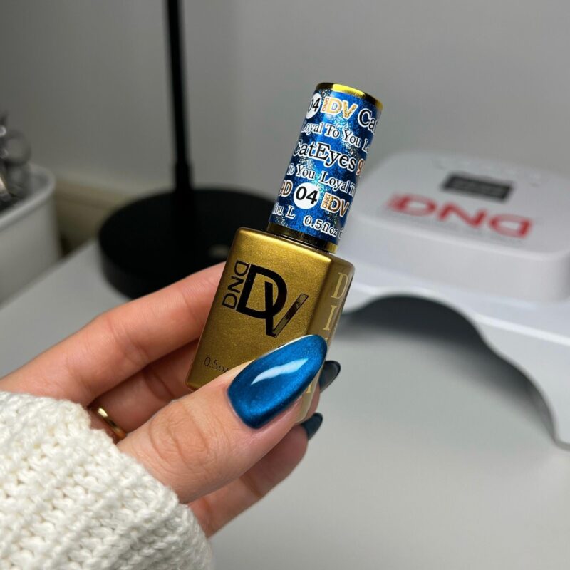 DIVA 9D Cat Eye #04 - Loyal To You - DND Gel Europe